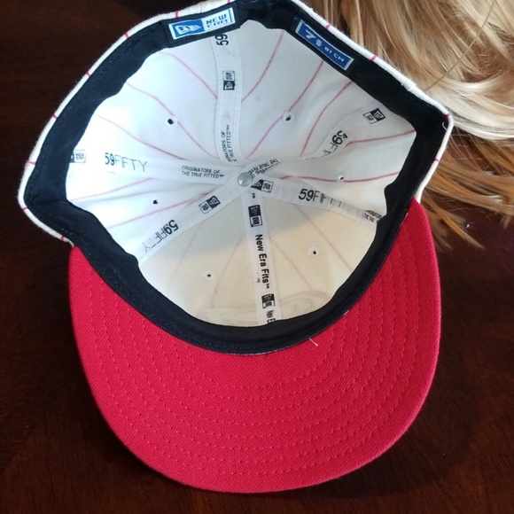 New Era | Accessories | Rare New Era Pinstripe Georgia Bulldogs Fitted ...